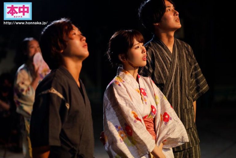 HMN-261 ฝนกระหน่ำในวันเทศกาลดอกไม้ไฟ – AV REview